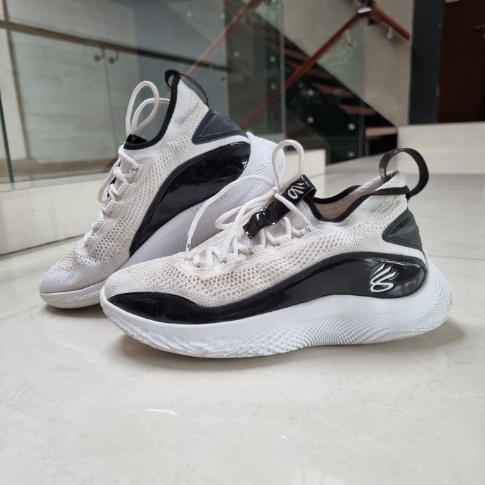 Jual SEPATU UNDER ARMOUR CURRY FLOW 8 | Shopee Indonesia