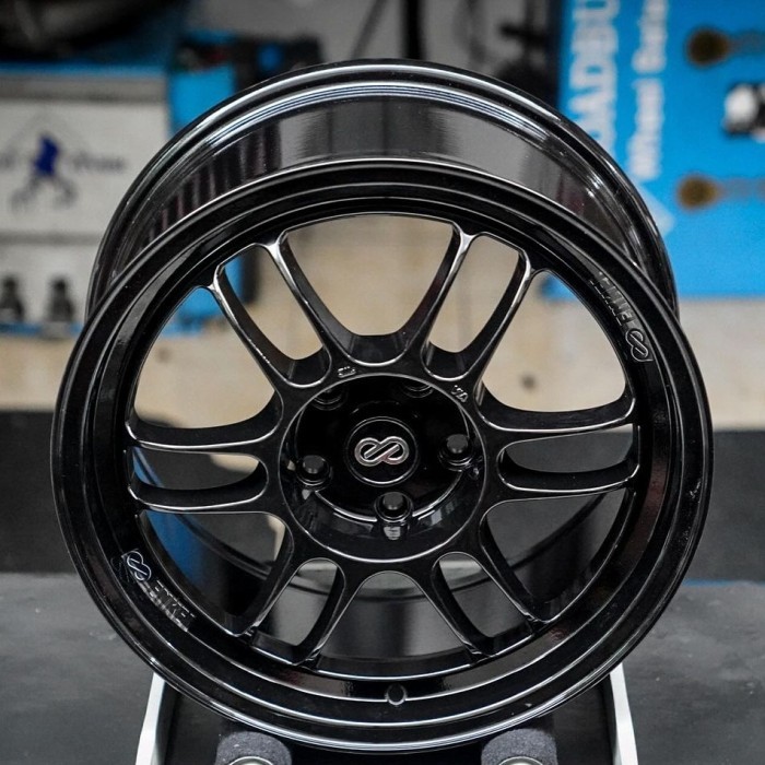 Jual velg racing ENKEI RPF1 R17 ET 40 velg ring 17 Innova terios rush ...