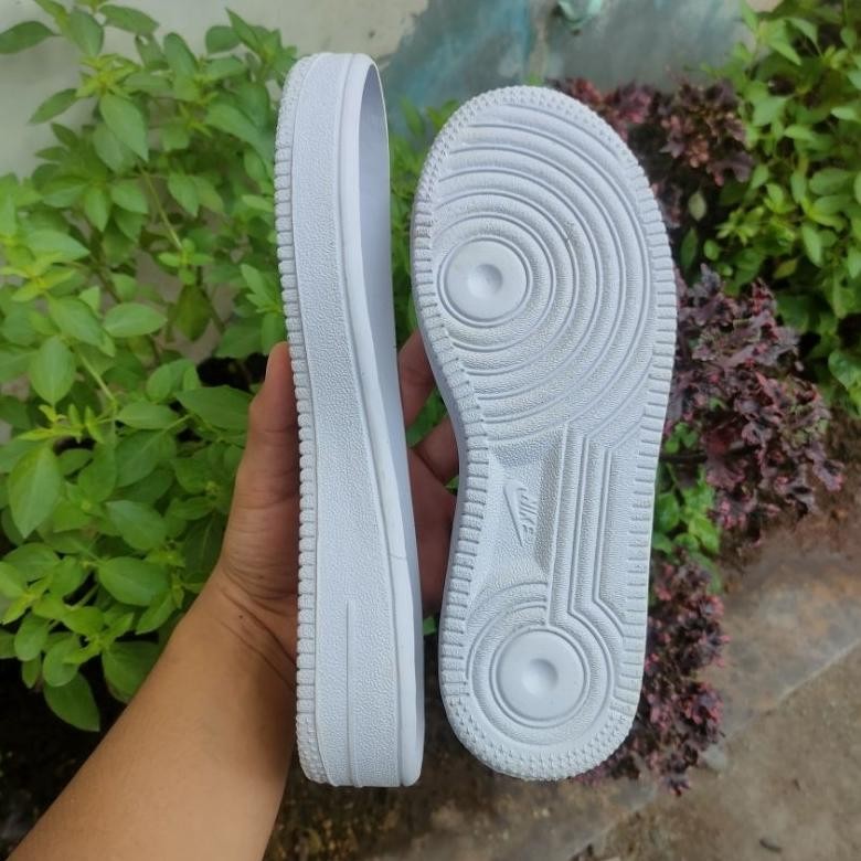 Jual SALE outsole sol Af1 air force one tinggi size 37-45 warna putih ...