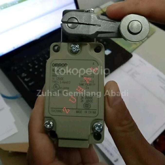 Jual Wlca2-N (Wl-Ca2-N) ,Limit Switch Lever Roller, Omron | Shopee Indonesia