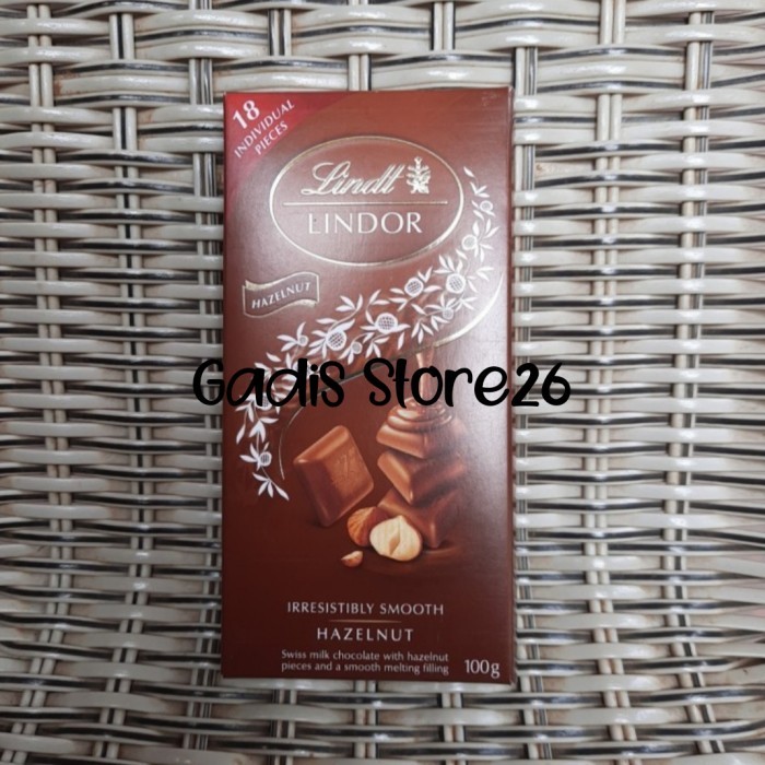 Jual COKELAT LINDT LINDOR SINGLE HAZELNUT 100 GR | Shopee Indonesia
