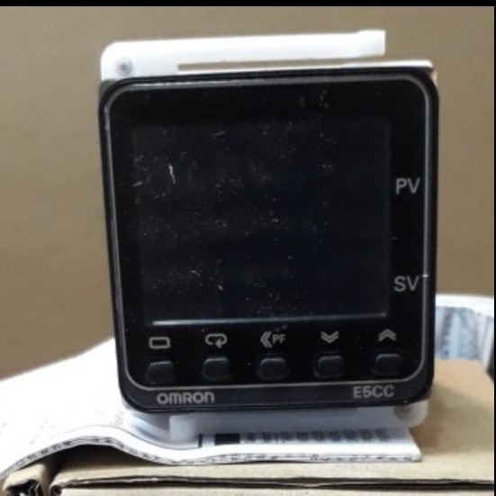 Jual Temperature Controller E5CC-CX2ASM-800 Omron Ori 100% | Shopee Indonesia