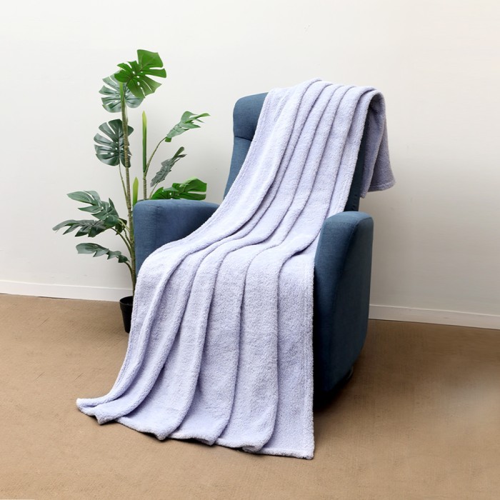 Jual Simply Huggy Blanket (Selimut Bulu) | Shopee Indonesia