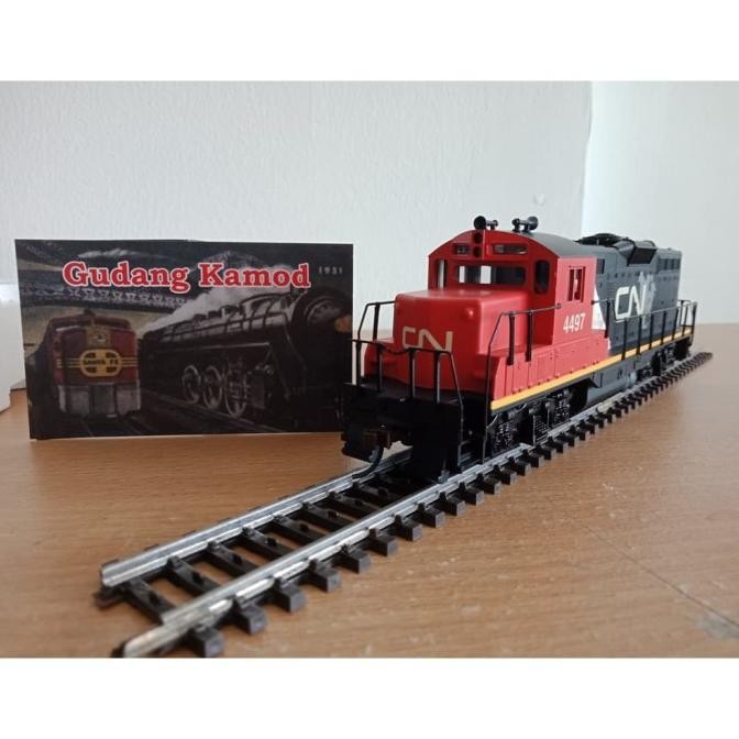 Jual MINIATUR KERETA HO WALTHERS EMD GP9M, CANADIAN NATIONAL TA ...
