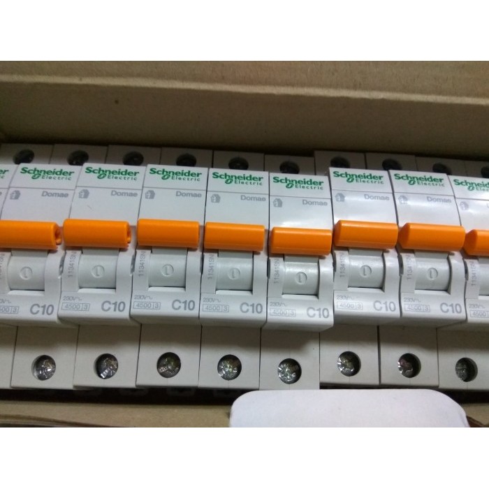 Jual MCB 1 Phase 10 Amper Schneider | Shopee Indonesia