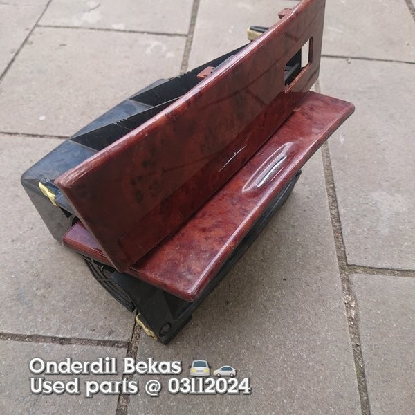 Jual Laci Console Tengah Head Unit Toyota Camry 2003 (Bekas) | Shopee ...