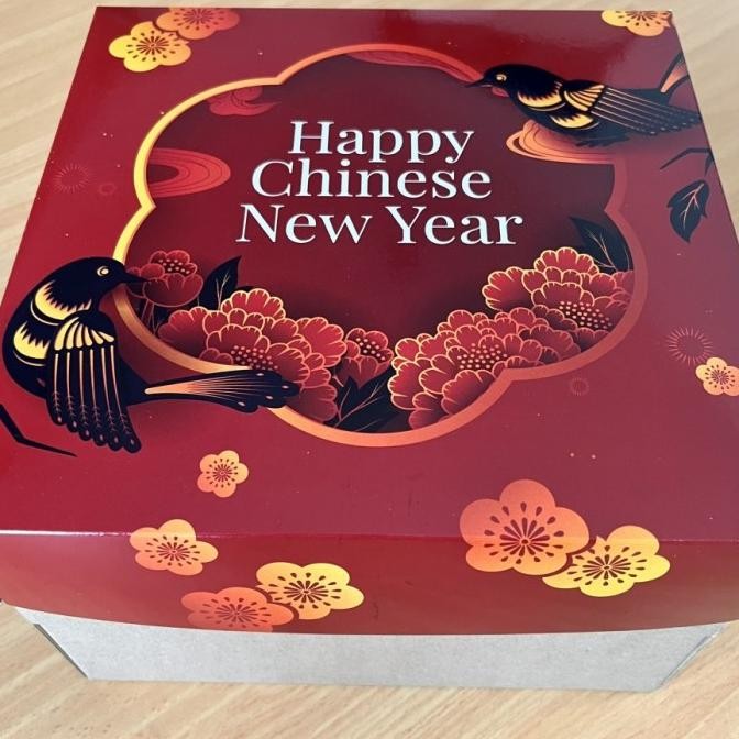 Jual favorit] Box Kue Tart Imlek Kardus Kemasan Hampers CNY Motif Bird ...