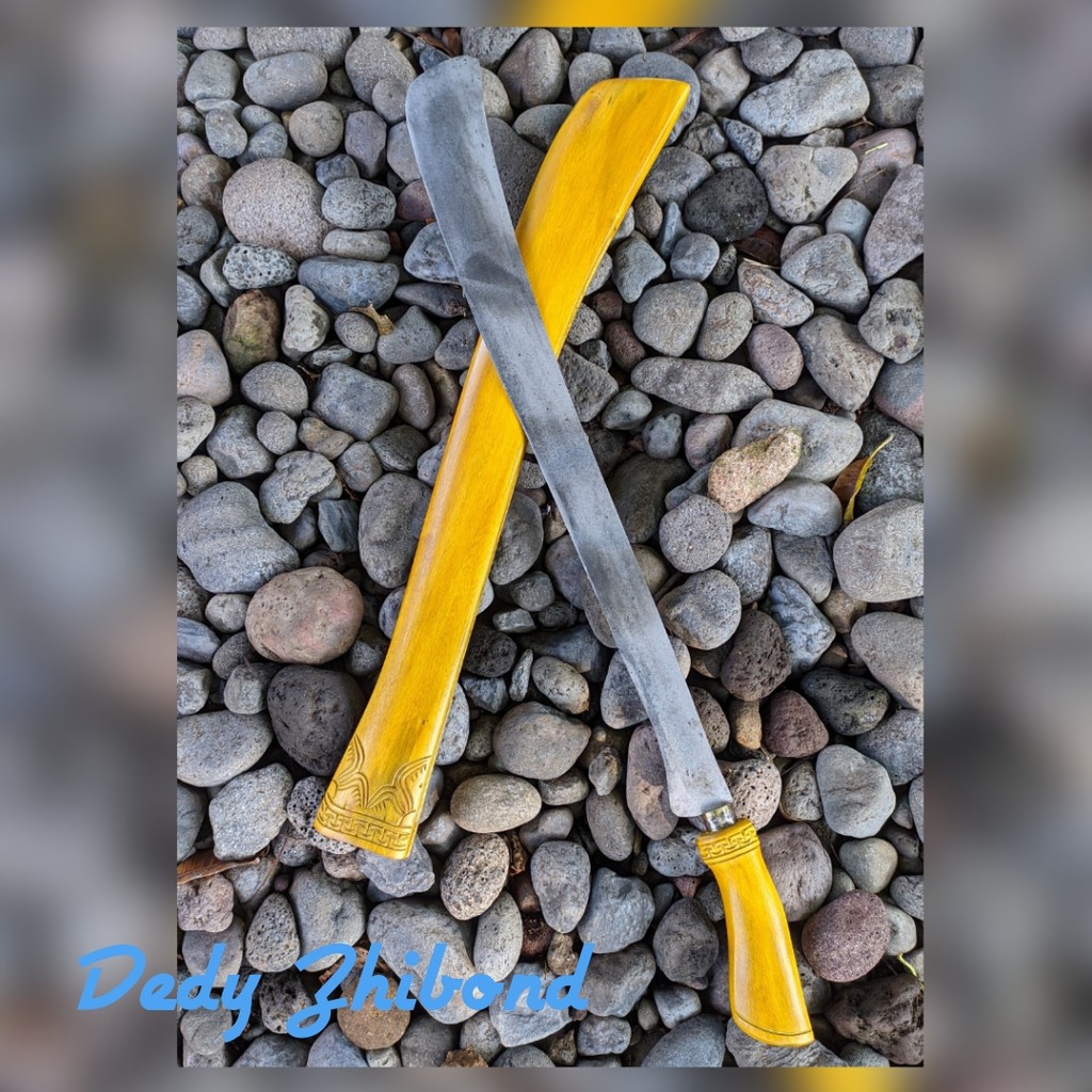 Jual Dekorasi Tradisional Parang Kuno Besi Padat Nyandhang Kolektor ...