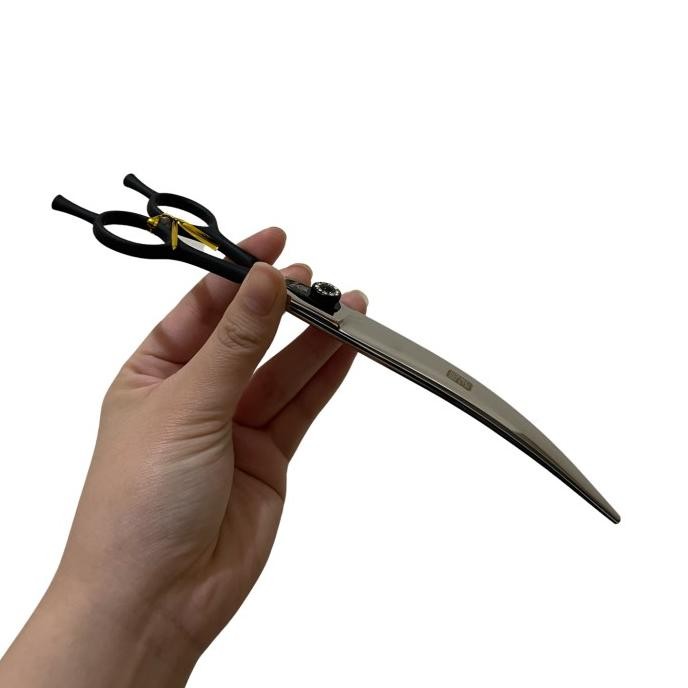 Jual CURVED FENICE GUNTING GROOMING MELENGKUNG 7 inch | Shopee Indonesia