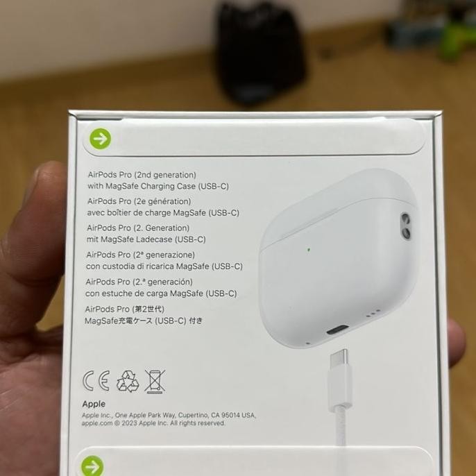 Jual Apple Airpods Pro 2023 Gen 2 with Magsafe Charging Original | Shopee Indonesia