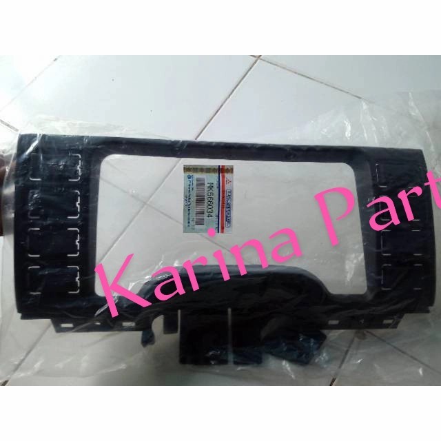 Jual Bezel Meter Canter Original Mitsubishi MB111070 | Shopee Indonesia