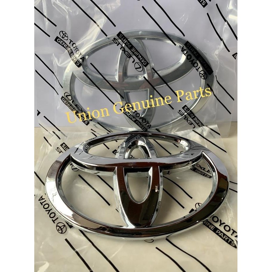 Jual Emblem Logo Depan Toyota Innova Reborn Logo Toyota Grill Innova ...