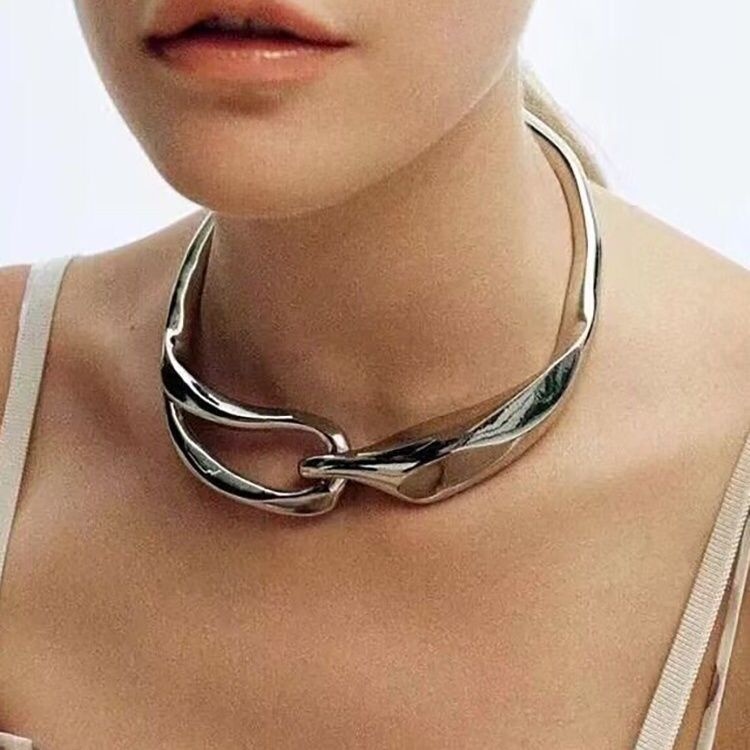 Jual Hollow Asymmetric Collar/Necklace Simple/Clavicle Ring/Niche Short ...