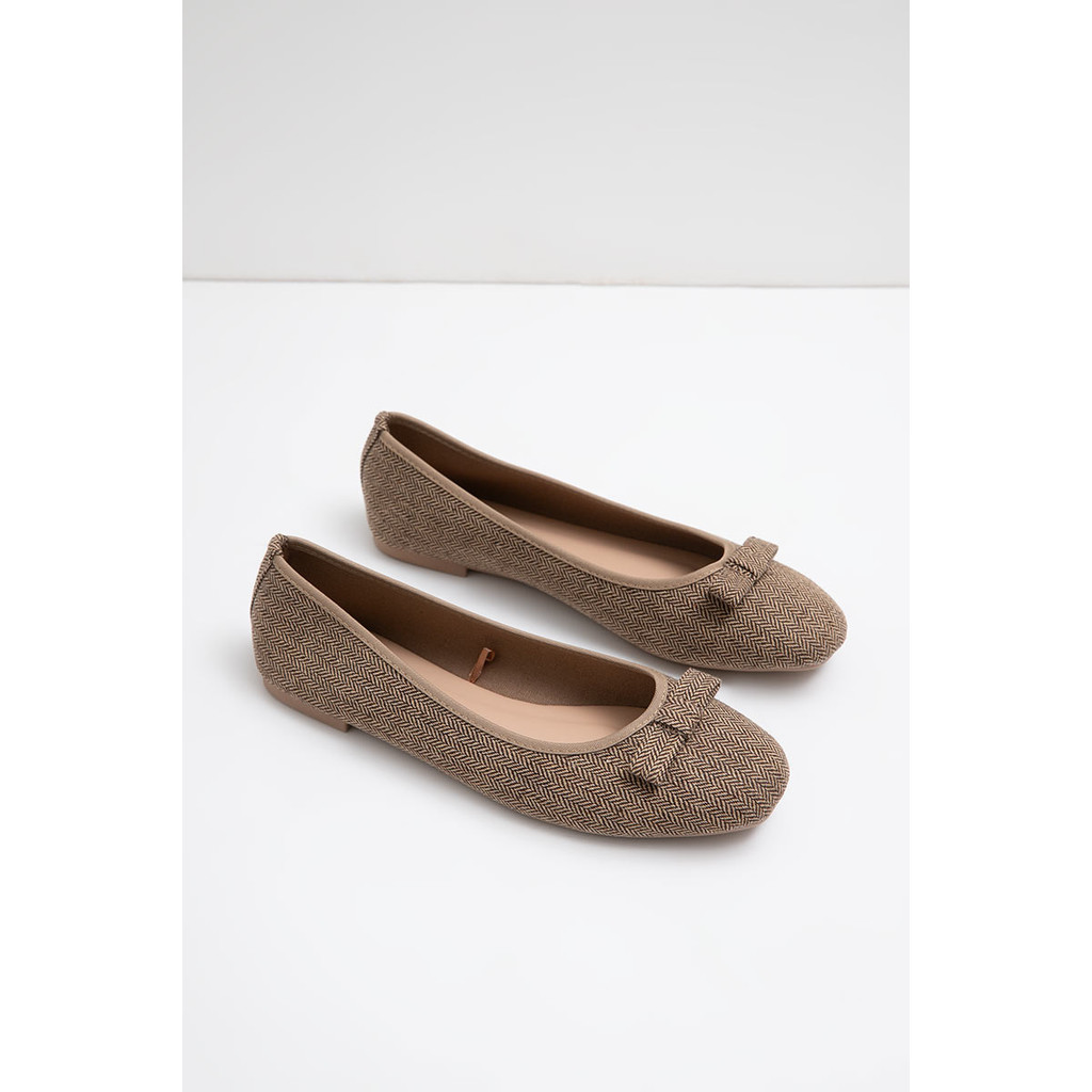 Jual Berrybenka - Sepatu Flatshoes Wanita Sofia Fralia Basic Flat ...