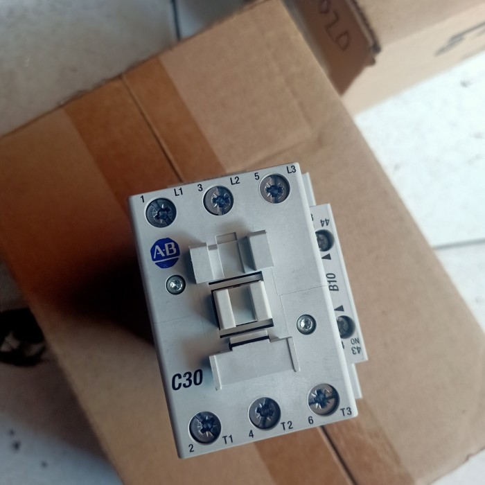 Jual Jual! Allen-Bradley C30 100-C30F10/100-C30*00 Kontaktor 220-230V ...