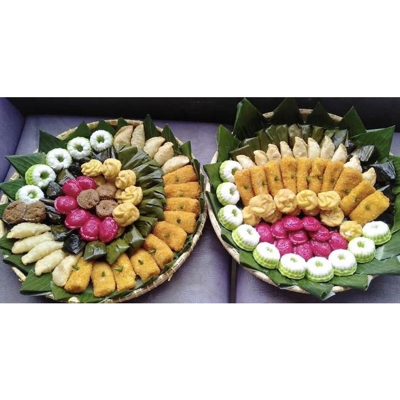 Jual Aneka Kue Basah Jajanan Pasar / Paket Kue Nampah - Kue Nampan ...