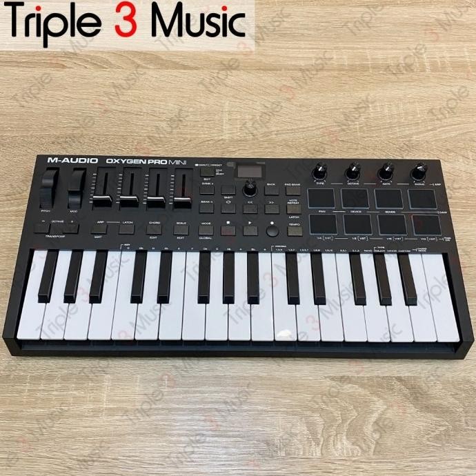 Jual Controller - M-Audio Oxygen Pro Mini 32 Midi Controller 32 Keys ...