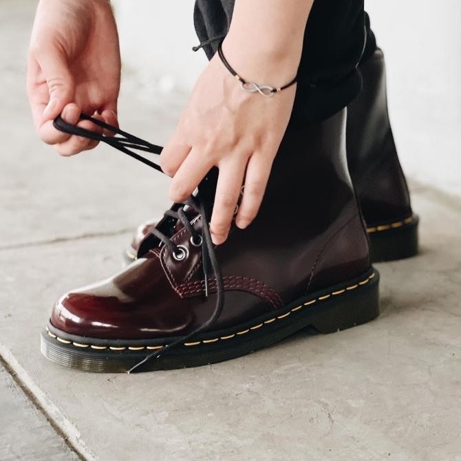 Jual Dr Martens 1460 Vegan Cherry Red Docmart Solovair P67T | Shopee ...