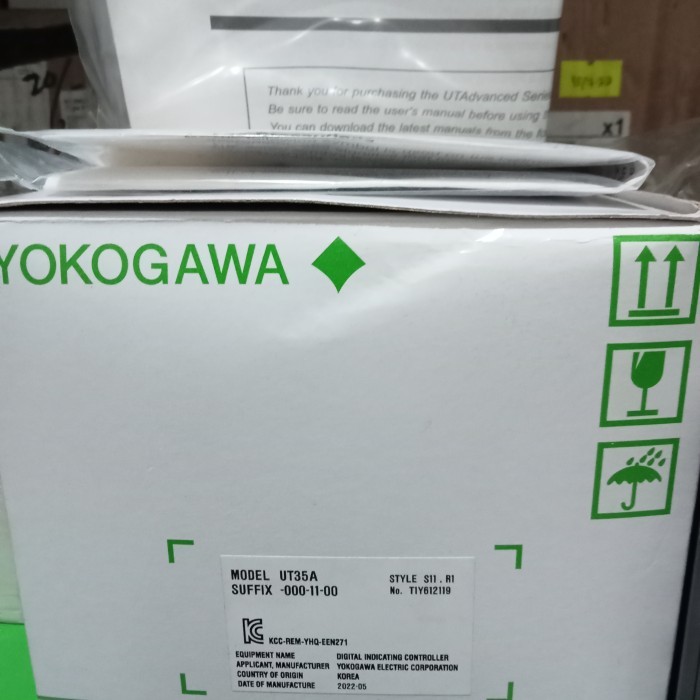Jual yokogawa temperature controller ut35a | Shopee Indonesia