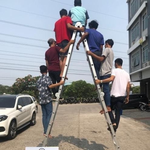 Jual Kst Tangga Multipurpose 4.7 Meter Tangga Lipat Tangga Alumunium ...