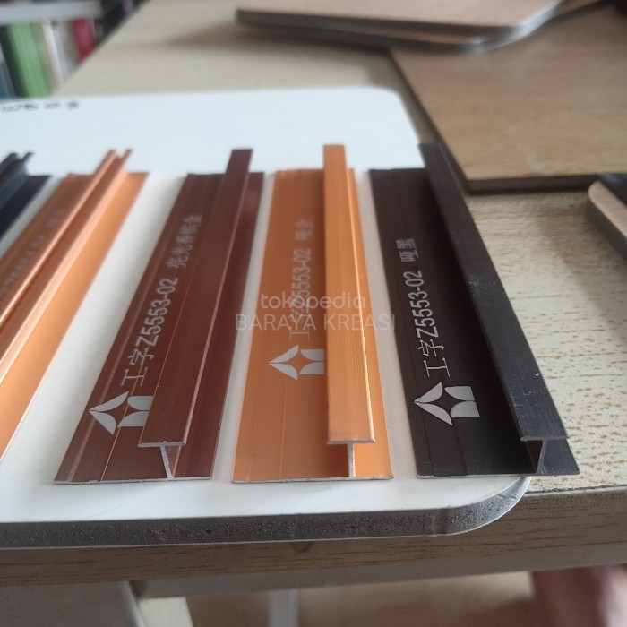 Jual LIST ALUMUNIUM WALLBOARD PVC MARMER 3M | Shopee Indonesia