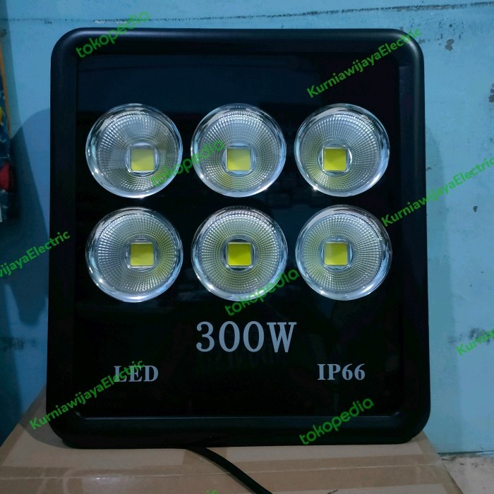 Jual LAMPU SOROT LED 300W 300WATT 300 WATT COB MANGKOK Tembak Flood GARANSI | Shopee Indonesia