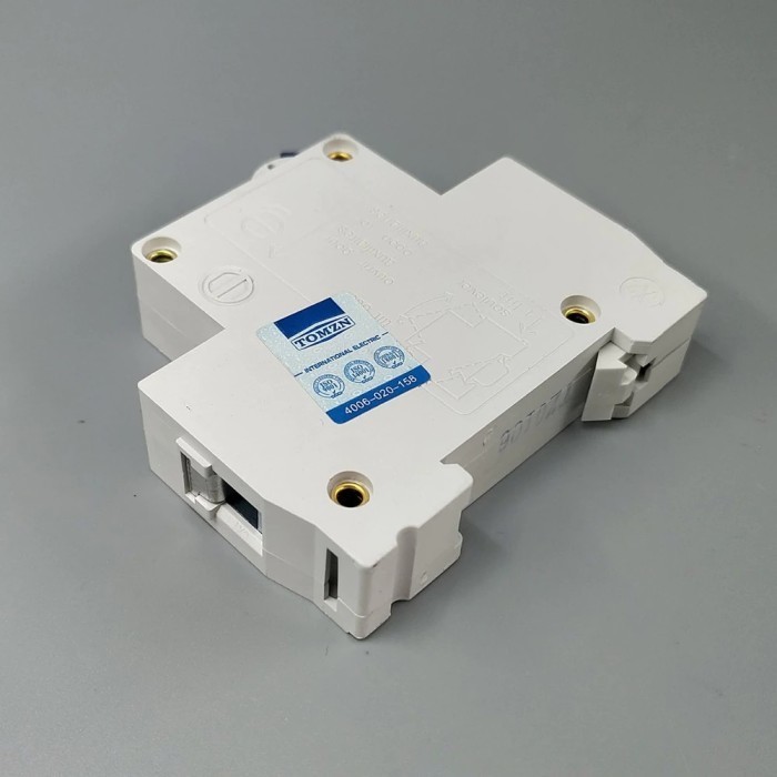 Jual BEBAS ONGKIR! MCB AC 1P C6 6A 230V 4KA MINIATURE CIRCUIT BREAKER ...