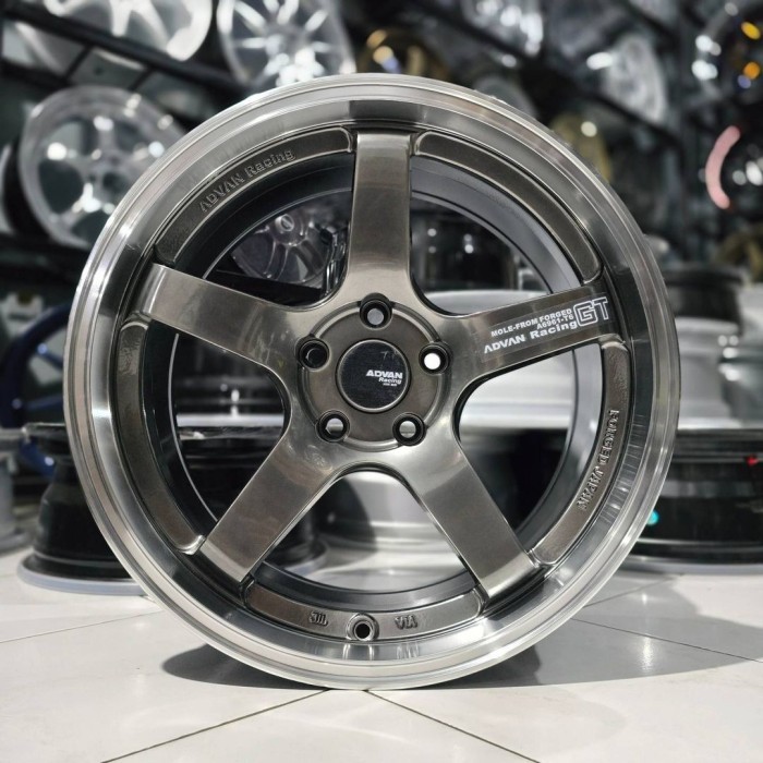 Jual VELG RACING ADVAN GT R18 VELG RING 18 INNOVA CRV TERIOS CIVIC XPANDER | Shopee Indonesia