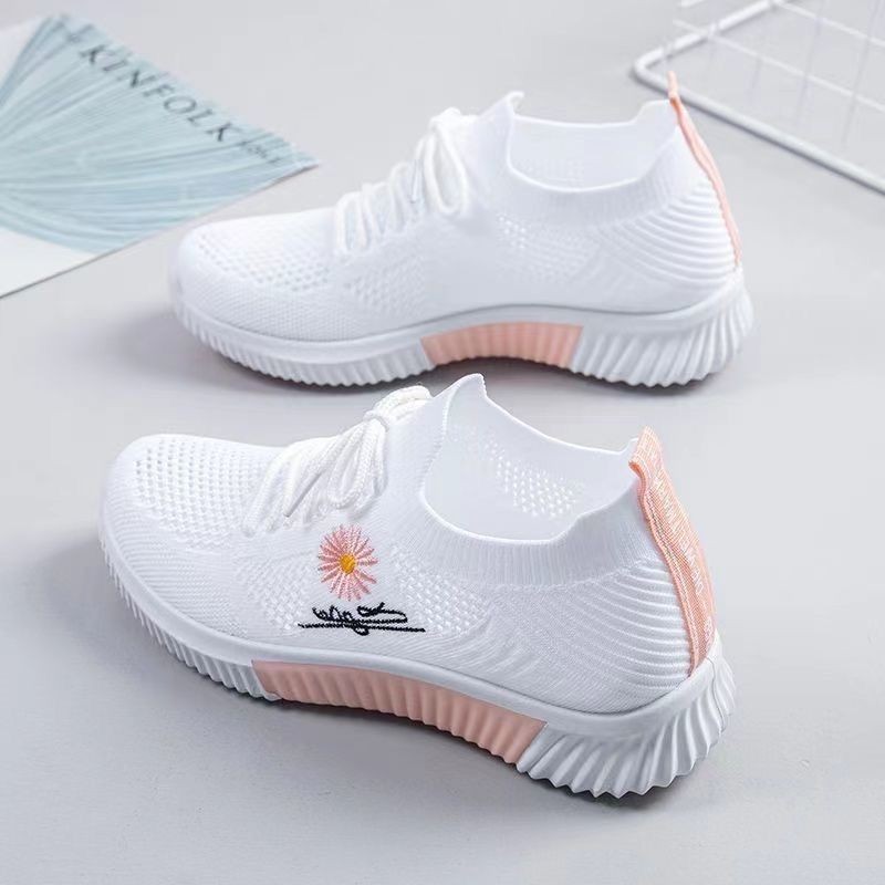 Jual Sneaker Flyknit Running Shoes Breathable Mesh Shoes Large Mesh ...