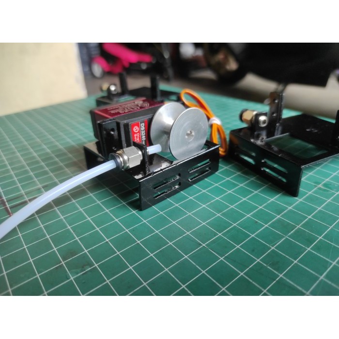 Jual Metal PSMount Winch PTO Servo Skala 1/10 For RC Adventure | Shopee ...