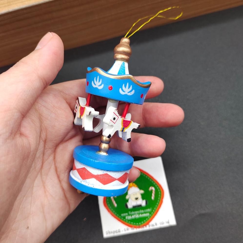 Jual Hiasan Pohon Natal Kayu / christmas horse carousel kuda | Shopee ...