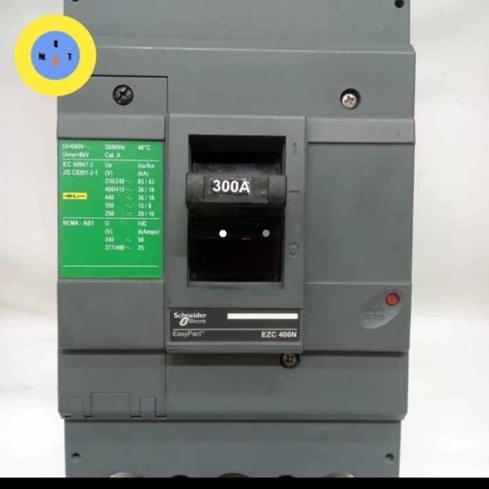 Jual MCCB 3 phase 300A EZC Schneider | Shopee Indonesia