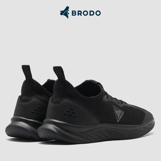 Jual Sneakers Unisex BRODO Active Pacer Full Black | Shopee Indonesia
