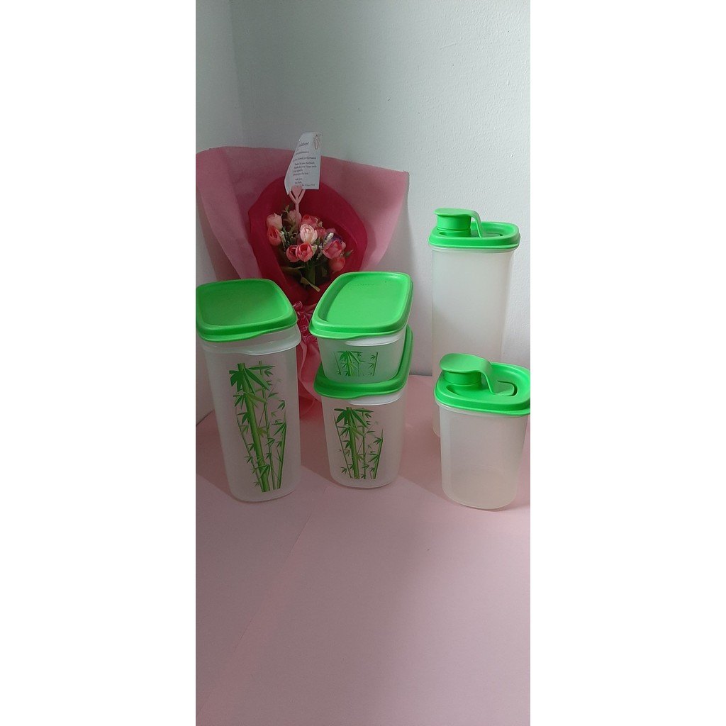 Jual Tupperware mm oval set hijau plus ezy pour edisi bamboo | Shopee ...