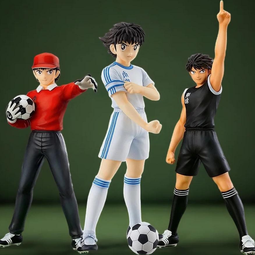 Jual captain tsubasa anime figure ozora tsubasa action figures hyuuga ...