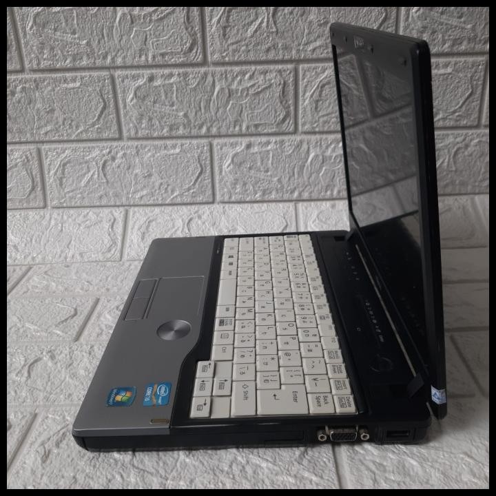 Jual LAPTOP FUJITSU NOTEBOOK LIFEBOOK P772/G BISA MENGUNAKAN SSD DAN ...