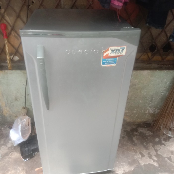 Jual KULKAS 1 PINTU MERK TOSHIBA GLACIO ORI NORMAL | Shopee Indonesia