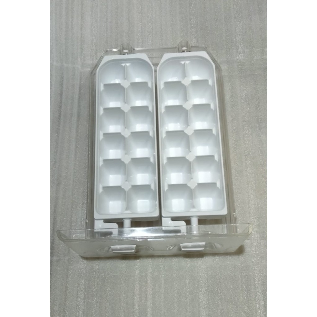 Jual ICE CUBE MAKER KULKAS ELECTROLUX MODEL ETB2600 KODE RF.Q51 ...