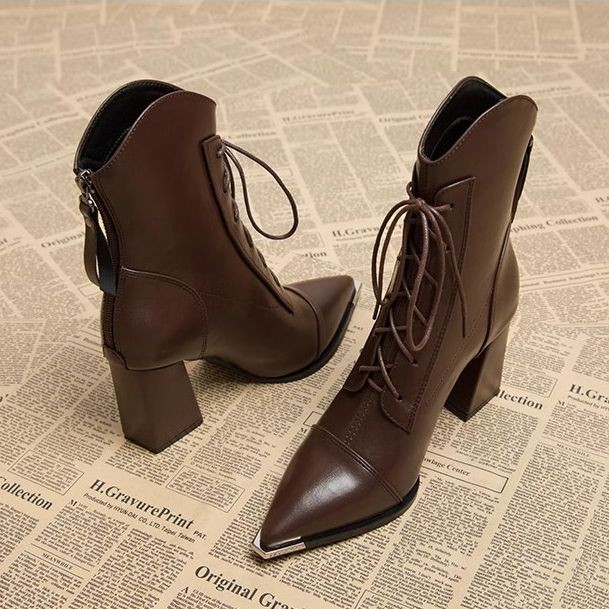 Jual Sepatu Bot Hak Tinggi Korea, Sepatu Bot Semata Kaki Ujung Lancip ...