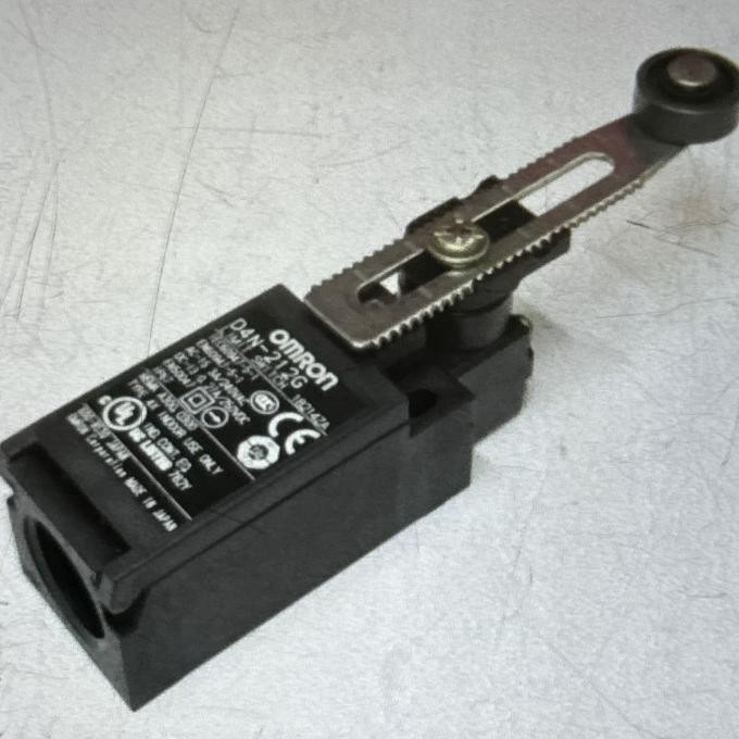 Jual Limit Switch Adjustable Merk Omron D4N-212G | Shopee Indonesia