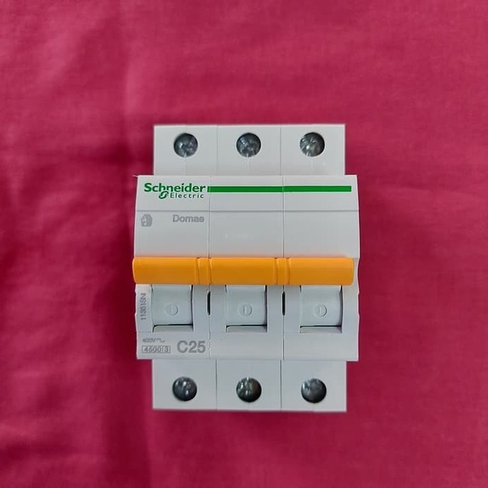 Jual Dijamin Aman Schneider Electric New Domae Mcb 25A 3P 6Ka - Domf01325 | Shopee Indonesia