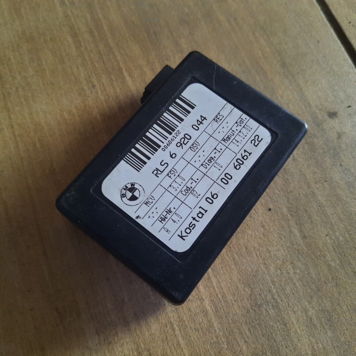 Jual Modul Rain-Light Sensor Hujan Bmw E46 P/N 6920044 Terbaik | Shopee ...