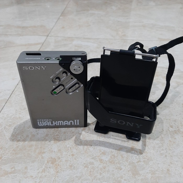 Jual TERLARIS!!! Sony Walkman WM2 Grey Komplit Klip dan Tali Made In ...