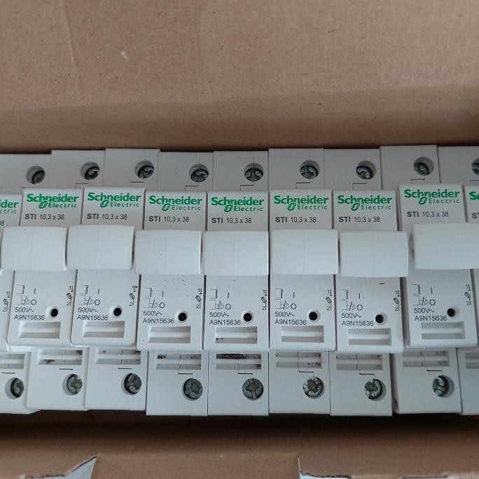 Jual STI 10.3X38 A9N15635 1POLE FUSE HOLDER SCHNEIDER 1111T | Shopee Indonesia