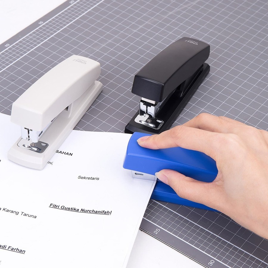 Jual Deli E0425 Stapler 12# tahan lama hingga siklus pemakaian 20.000 kali | Shopee Indonesia
