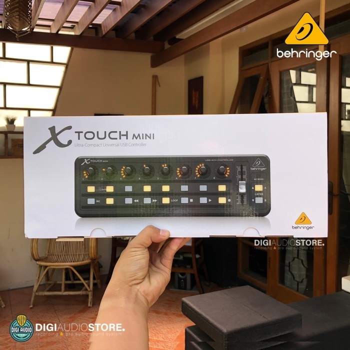 Jual Behringer X TOUCH MINI Universal USB Controller DAW & Midi ...