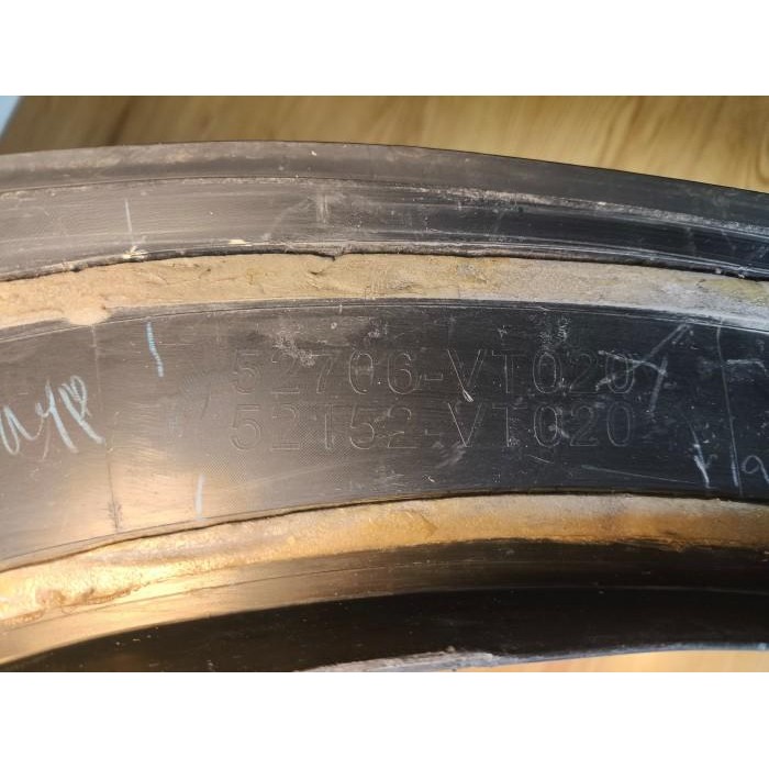 Jual Over fender spoiler bumper Innova Zenix Hybrid Belakang Premium ...