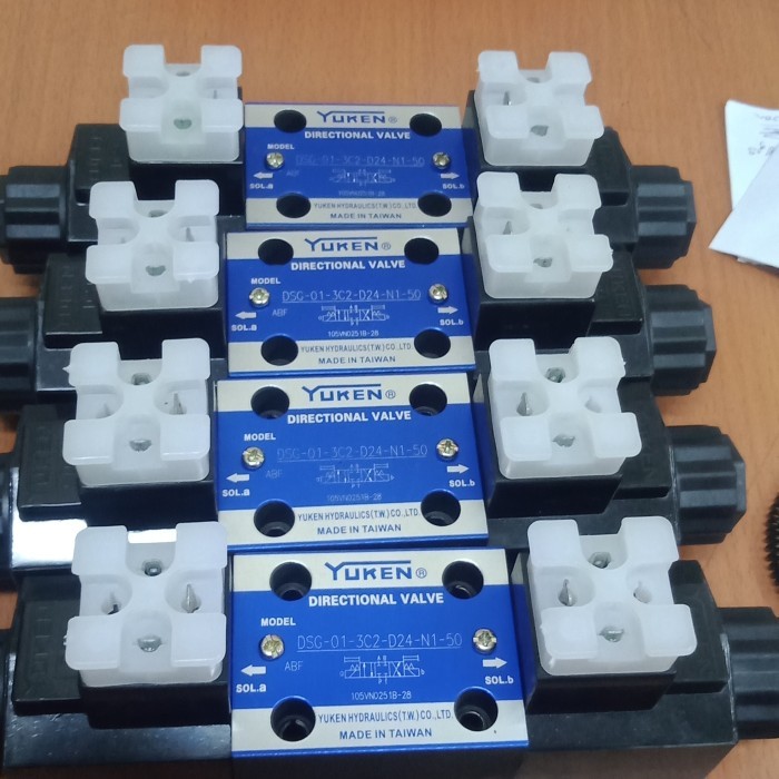 Jual DSG-01 3C2 3C6 3C4 3C3 D24-N1-50 / SOLENOID VALVE YUKEN | Shopee Indonesia