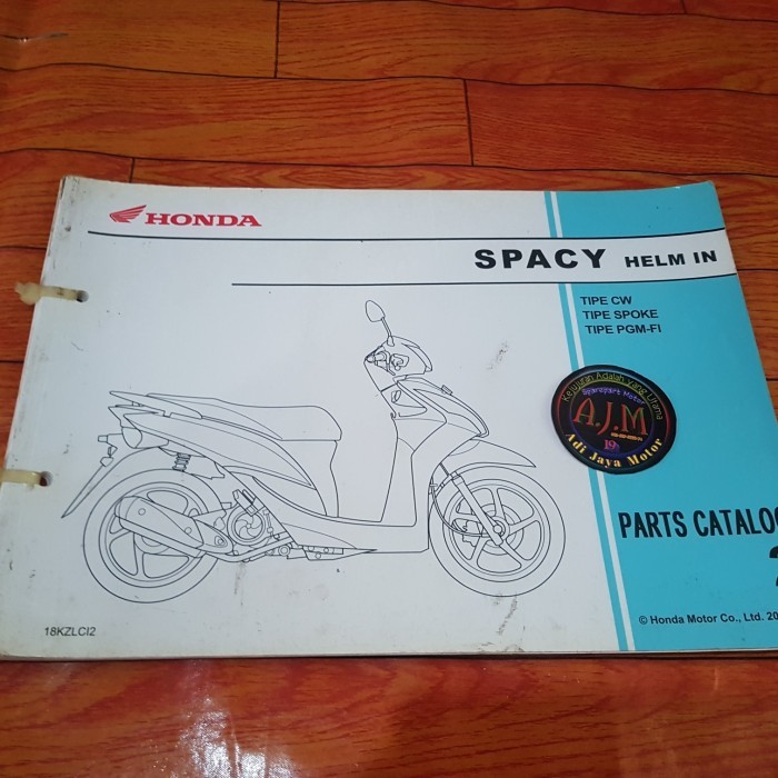 Jual Buku Part Katalog Catalog Copian Honda Spacy Helm In Barang Langka ...