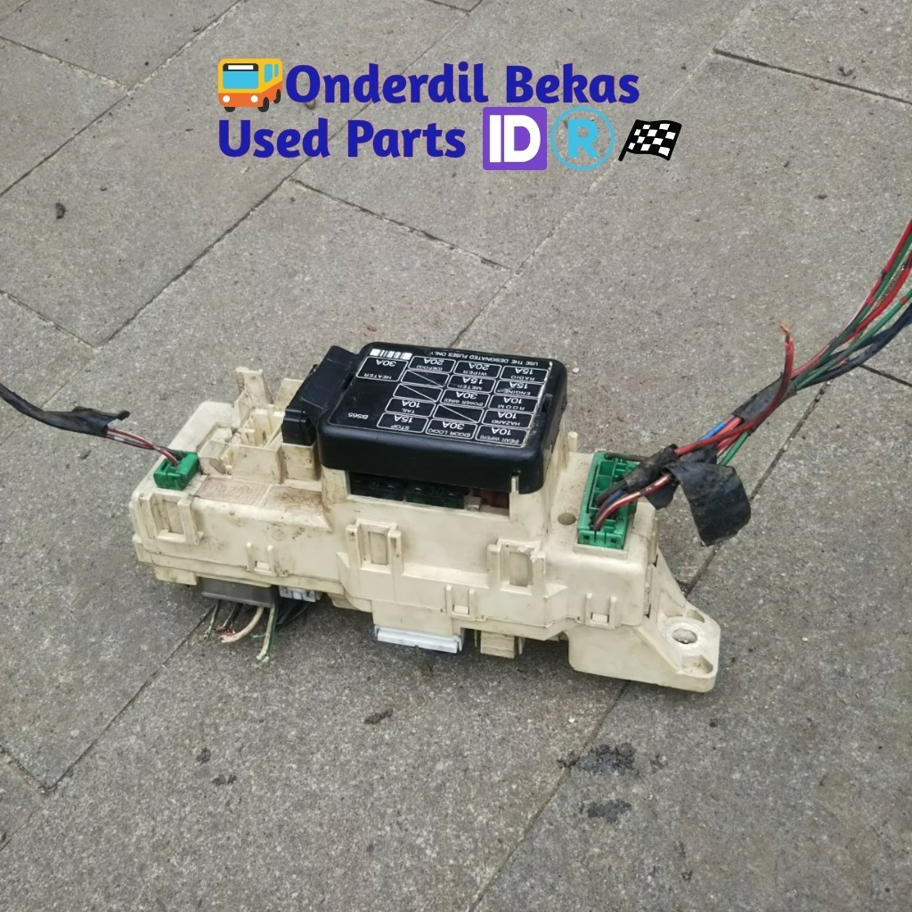 Jual fuse box dalam ford laser gl b3 atau ford sonic 1990 | Shopee ...